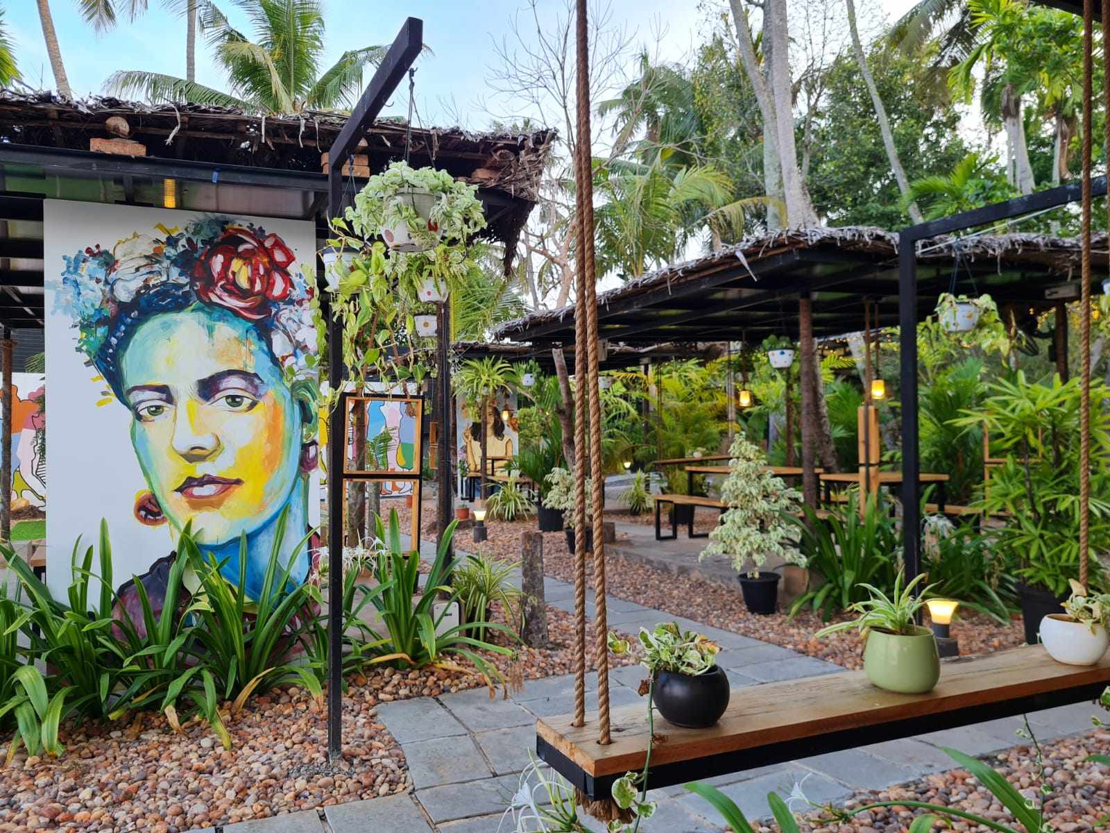 Café UUTOPIA: Restaurant Recommendation - Kochi